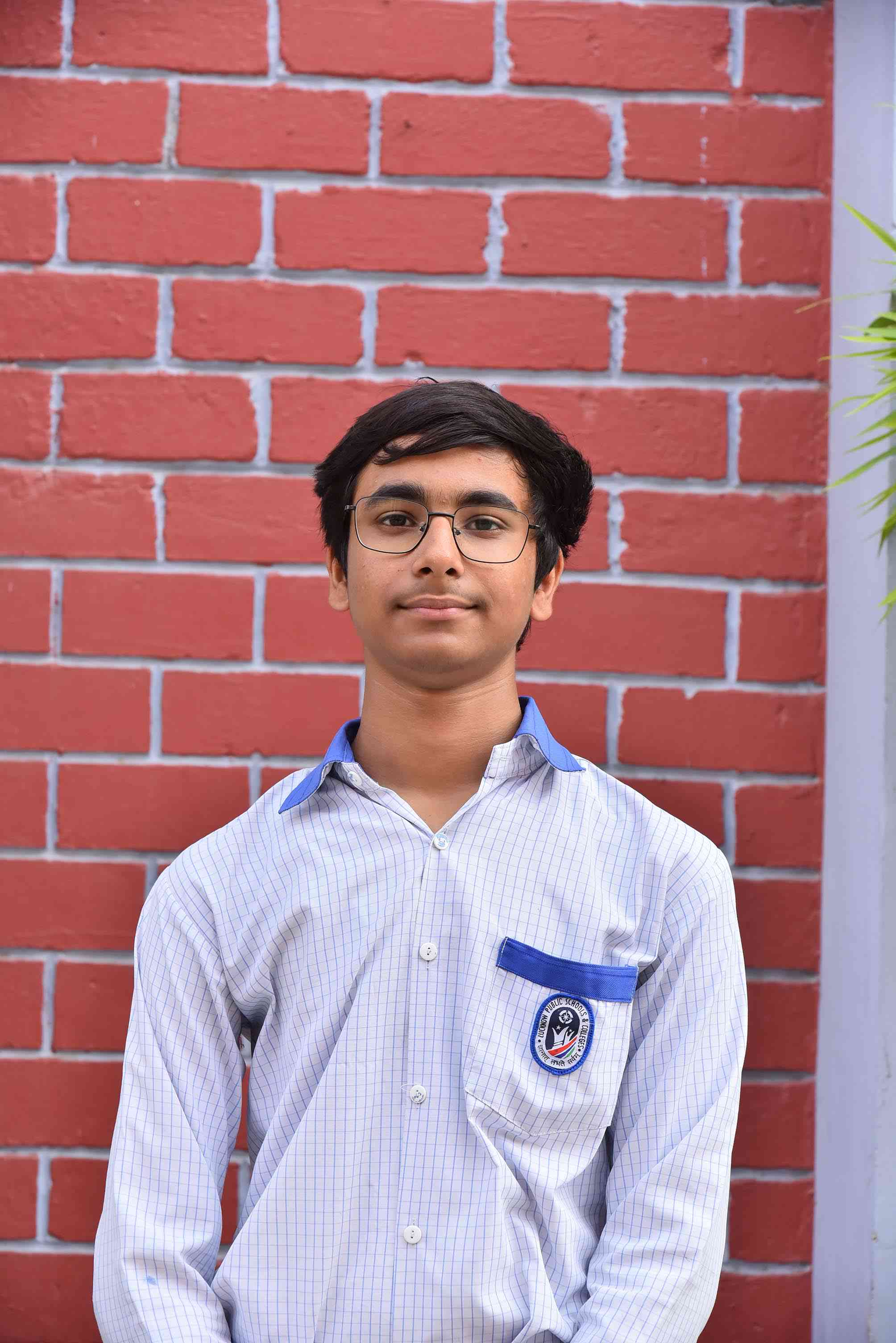 Year-Wise Photos of High Academic Achievers at Lucknow Public School